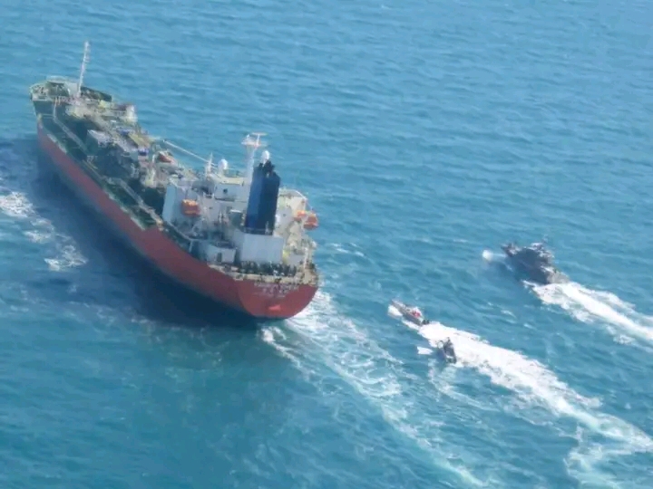 Iran secures first payment from Hormuz transit fees despite global ...