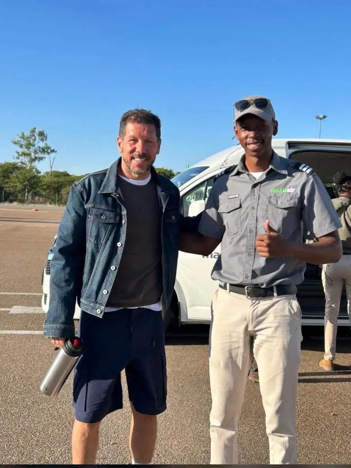 WORLD’S HIGHEST-PAID COACH SPOTTED IN AFRICA’S WILDEST PARADISE - The ...
